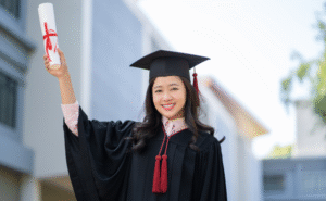 Gelar AMD: Arti, Jenis, dan Cara Penulisannya